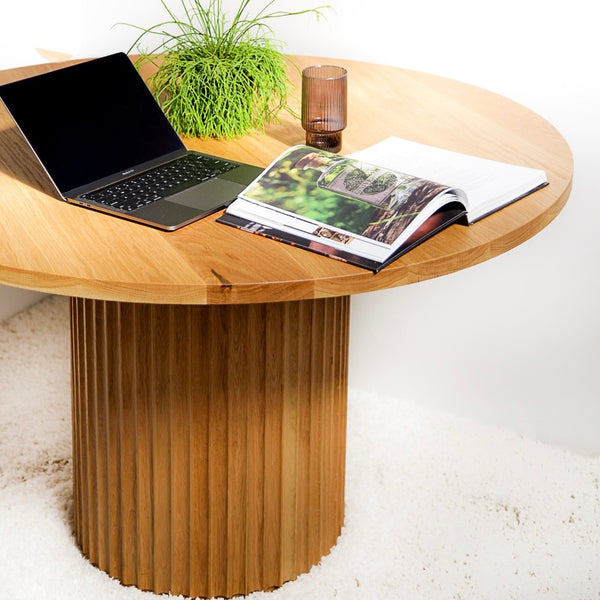 Round Chunky Dining Table – Jakelin Furniture